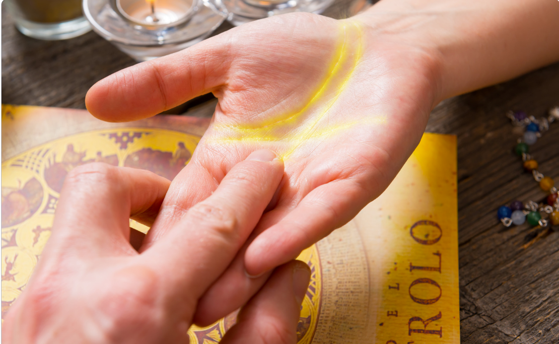 Understanding Palm Reading - Little ole Lady